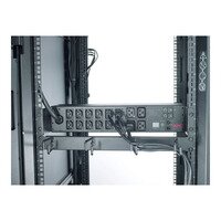 APC Rack PDU 2U Metered 12 C13 4 C19 Input 32A 230V | AP7822B | Metered ...