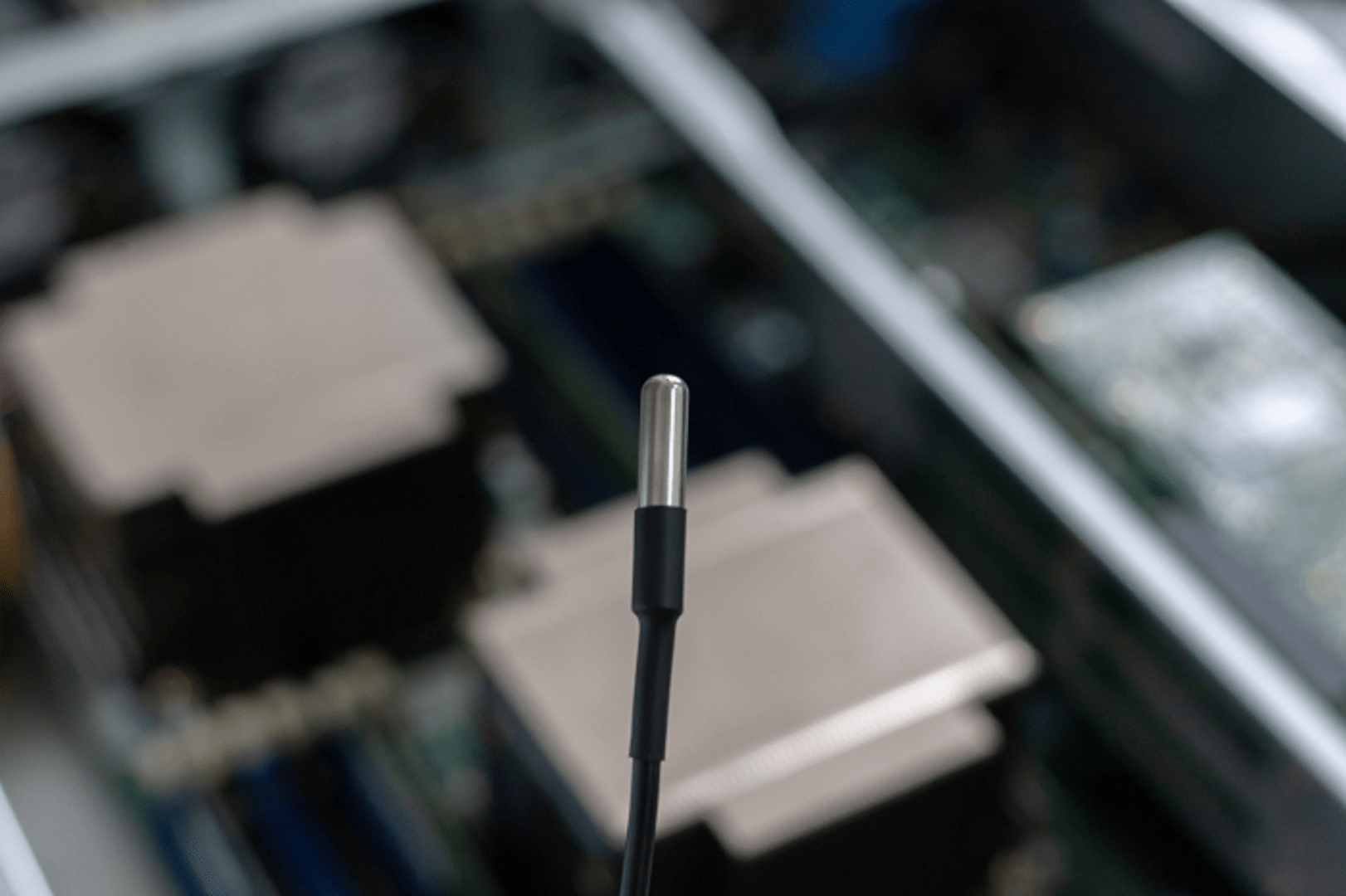 The Top Environmental Conditions to Monitor in Small Computer Rooms ...