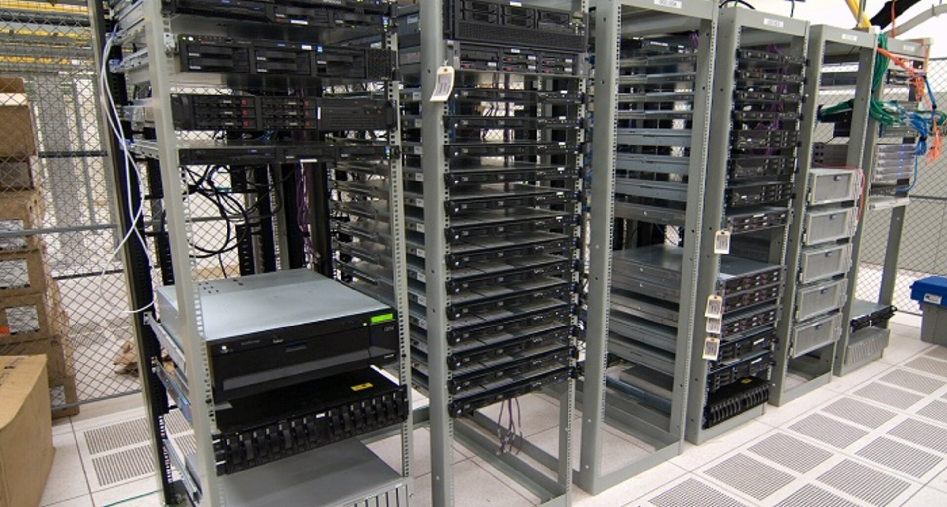Removing Relocating Or Recycling Server Room Systems Server Room