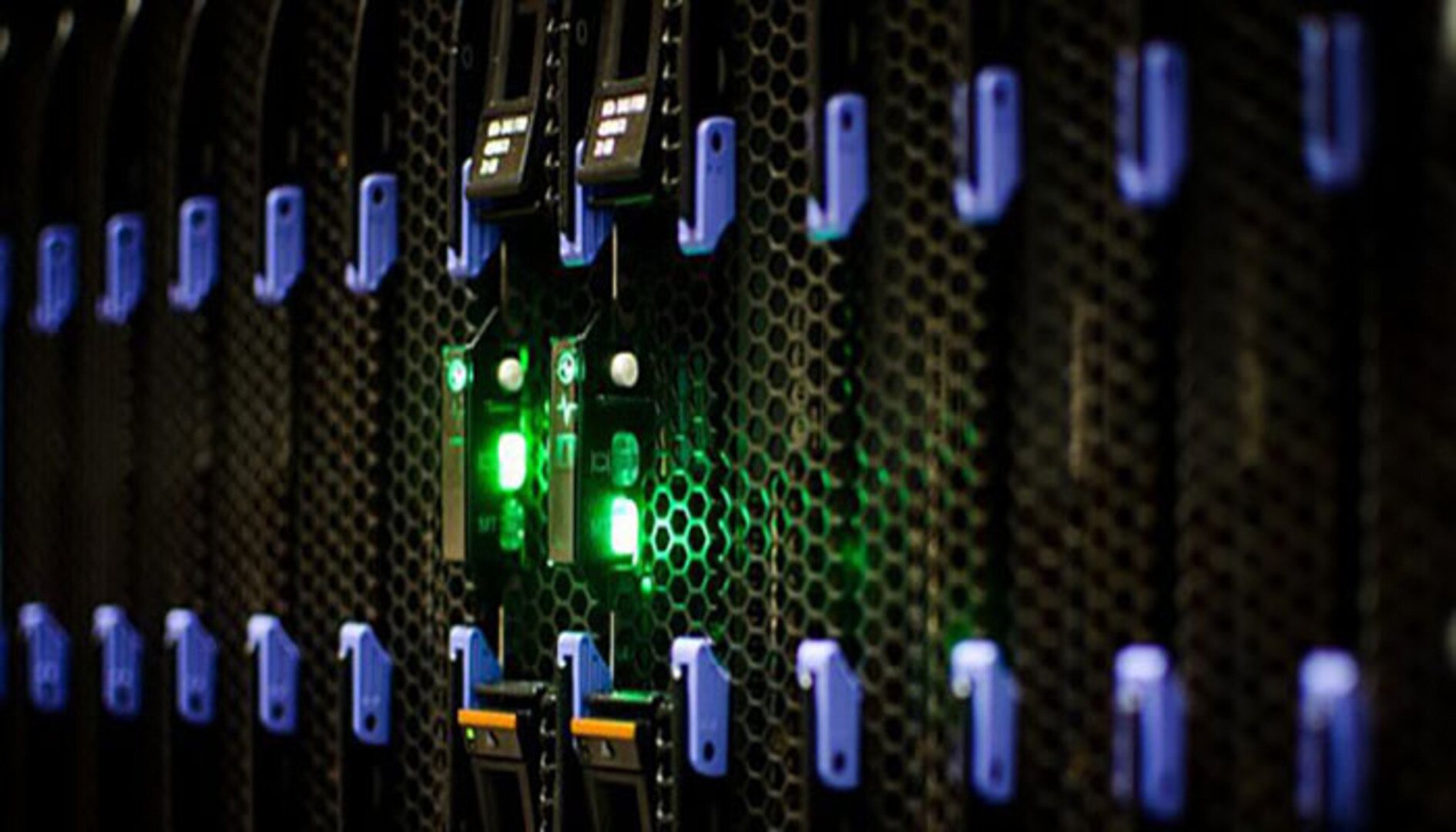 Wireless Environment Monitoring At The Edge | Server Room Environments